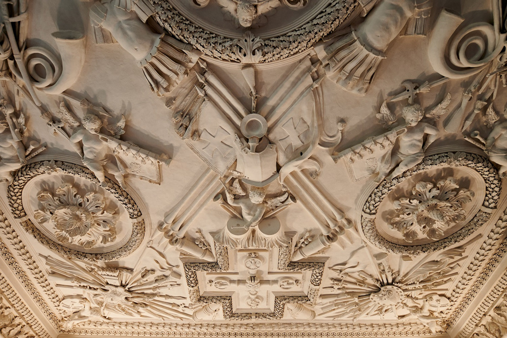 Repair work in the roof structure of Achberg Castle - 22.06.2025 ...