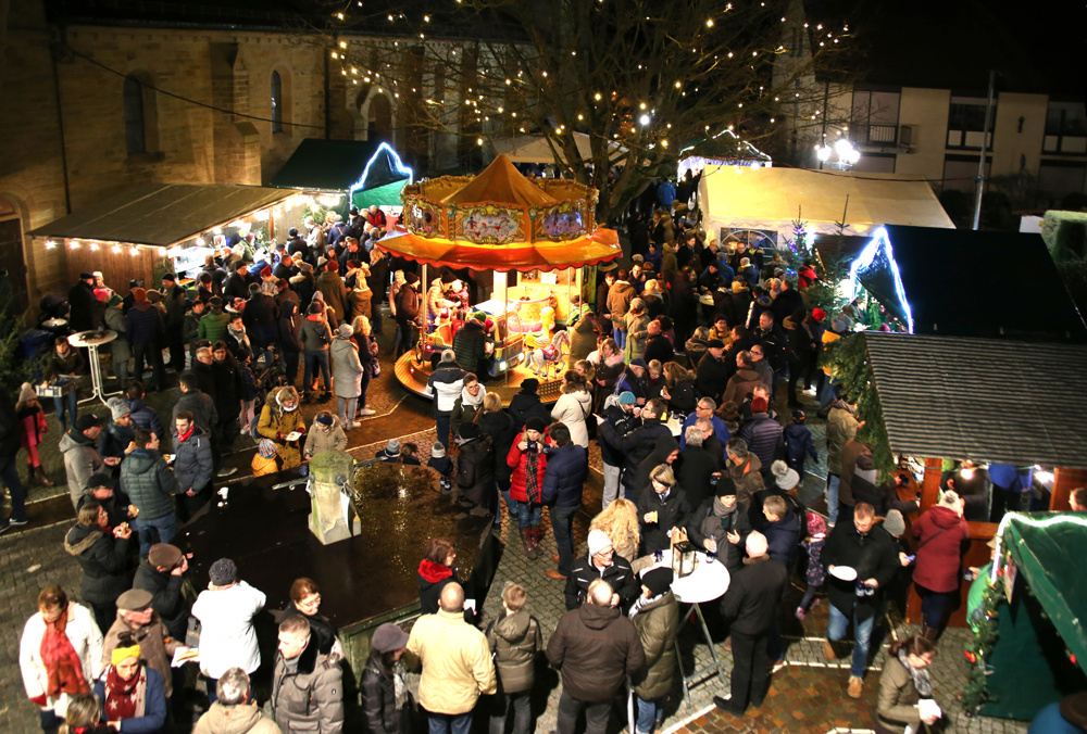 Christmas Market Östringen - 06.12.2025 - Östringen - YourNextStories ...